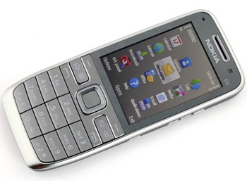 Nokia E52 trình làng không có gì bất ngờ | mainguyen.vn