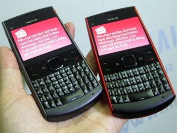 Khui hộp Nokia X2 Chat giá rẻ tại Mai Nguyên | mainguyen.vn