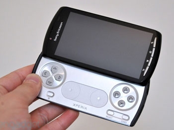 Ảnh thực tế PlayStation Phone | mainguyen.vn