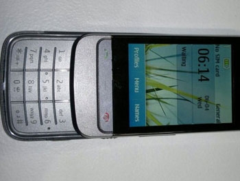 Hình ảnh chiếc di động 'lạ' của Nokia | mainguyen.vn