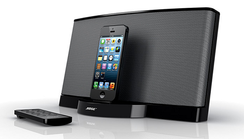 Loa Bose SoundDock Series III có đế cắm Lightning | mainguyen.vn