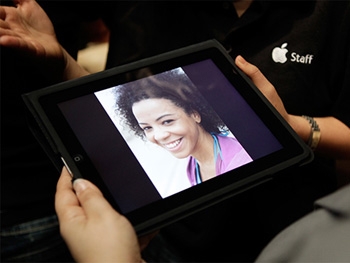 Sharp sẽ sản xuất màn hình iPad, iPhone | mainguyen.vn