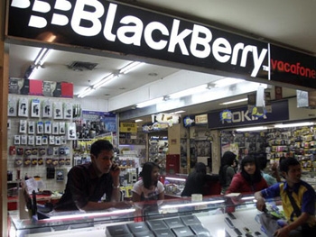 Indonesia có thể cấm BIS của BlackBerry vì lý do an ninh | mainguyen.vn