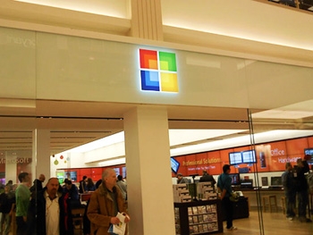 Giữa năm 2013 sẽ có 44 Microsoft Store | mainguyen.vn