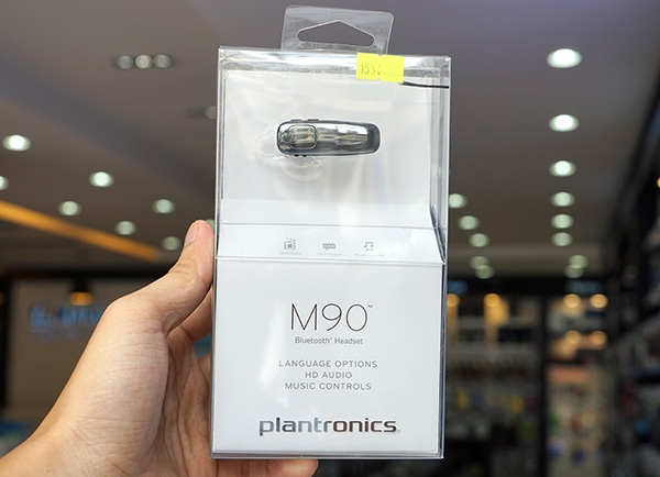 Khui hộp tai nghe bluetooth Plantronics M90 chính hãng tại Mai Nguyên ...