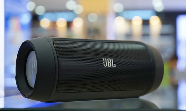 Trên tay loa JBL Charge 2 sắp bán chính hãng tại Mai Nguyên | mainguyen.vn