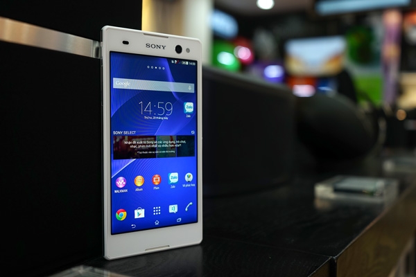 Khui hộp Sony Xperia C3 Dual chính hãng tại Mai Nguyên | mainguyen.vn