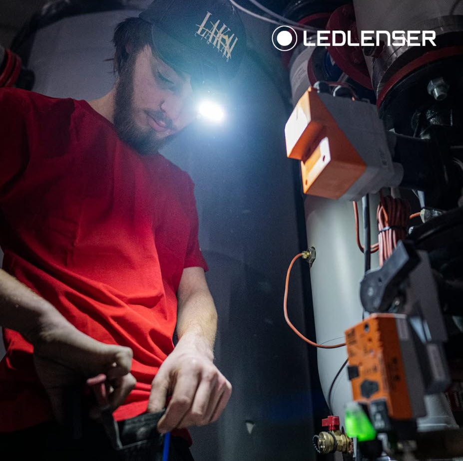 Trên tay đèn kẹp LEDLENSER W1R Work: Nhỏ gọn, linh hoạt cho nhiều nhu ...