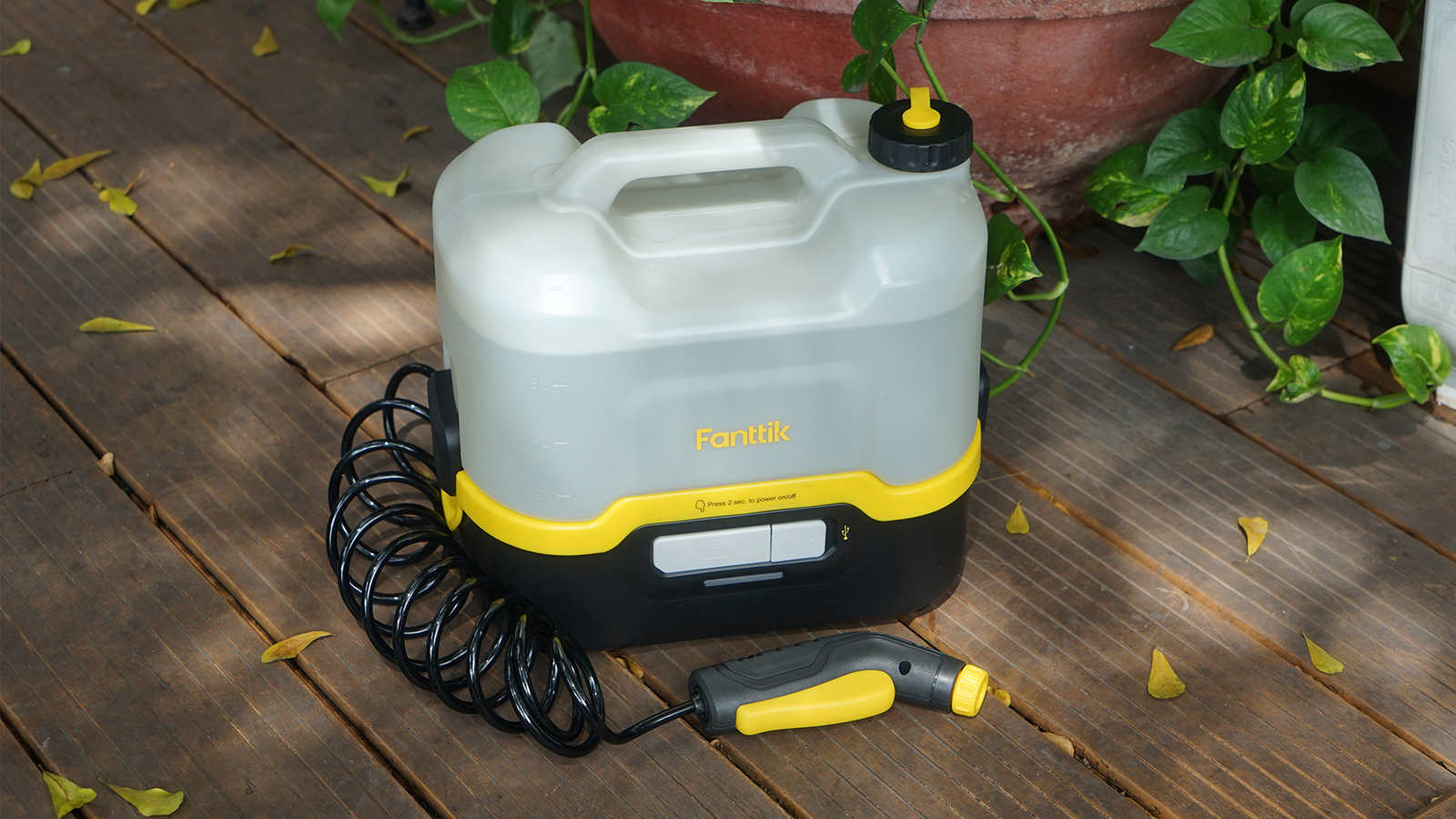 Trên tay bình bơm nước Fanttik NB8 Nano Portable: nhỏ gọn, đa dụng ...