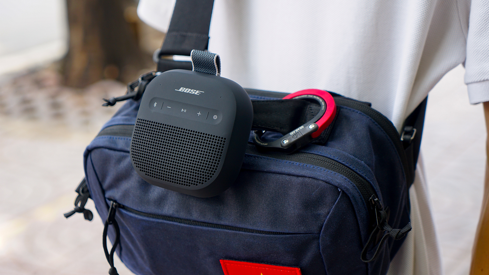 Trên tay loa di động bluetooth Bose SoundLink Micro Gen2 | mainguyen.vn