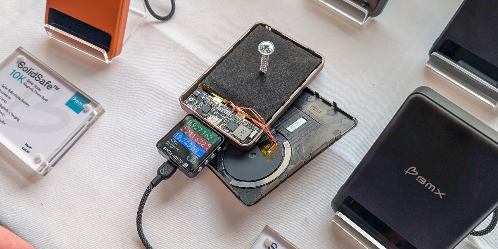 Công nghệ pin thể rắn (Solid State) trên pin dự phòng của BMX có gì đặc ...