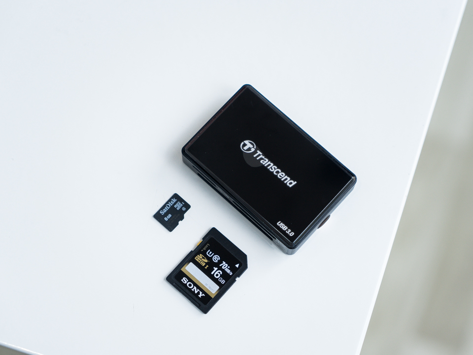 Mở hộp và trải nghiệm nhanh đầu đọc thẻ chuẩn USB 3.0 Transcend RDF8K ...